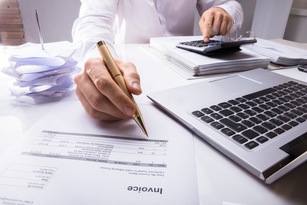 Invoice Factoring vs Invoice Financing - Invoice Funding